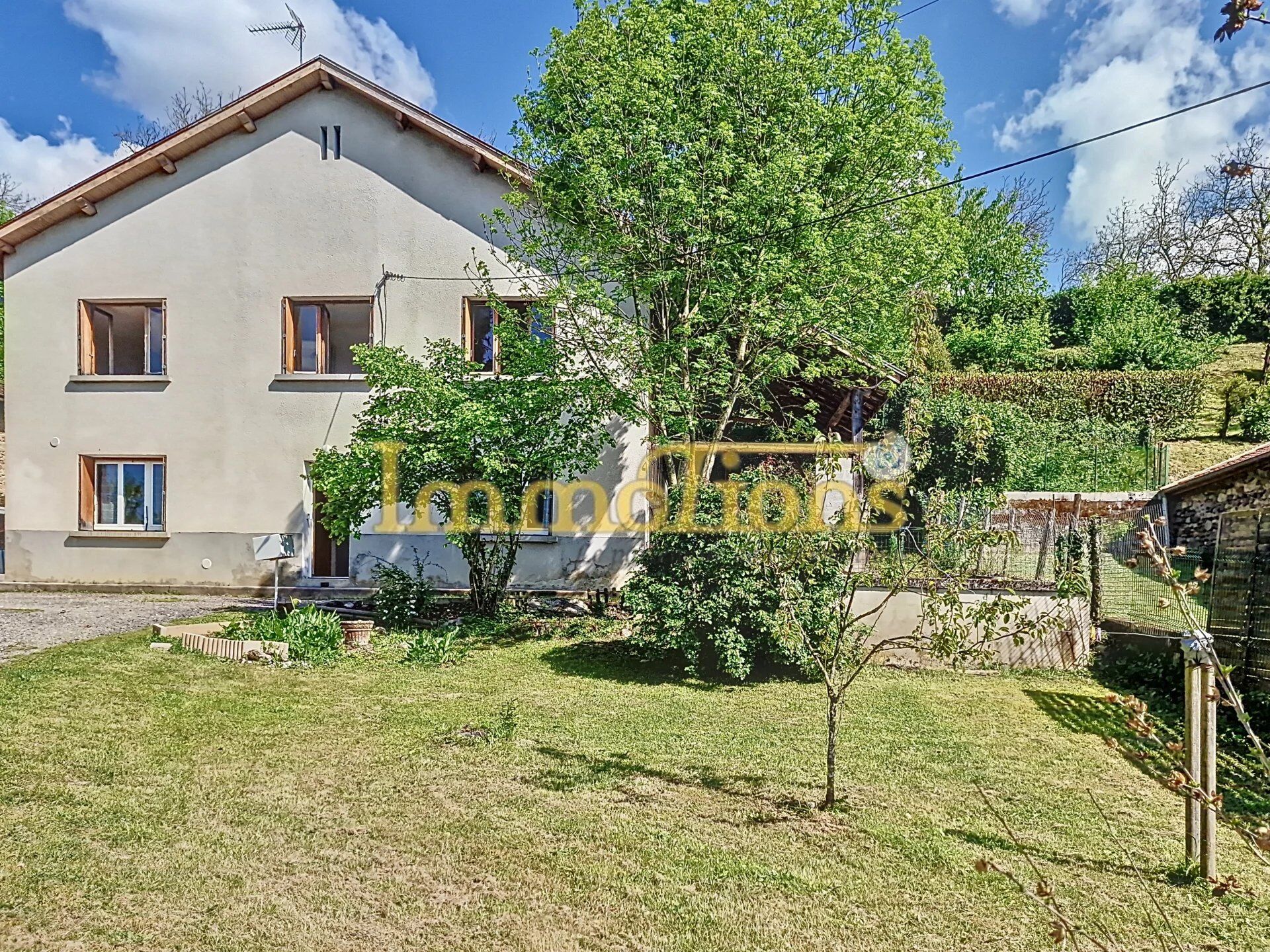 Vente maison 5 pièces 97 m² à Saint-Romans-38160 (196 000 €) | LeSiteImmo