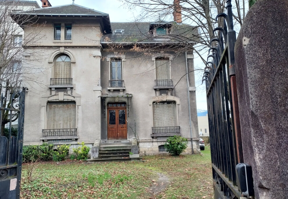 Vente maison 11 pièces 241 m² à Grenoble-38000 (591 000 €) | LeSiteImmo